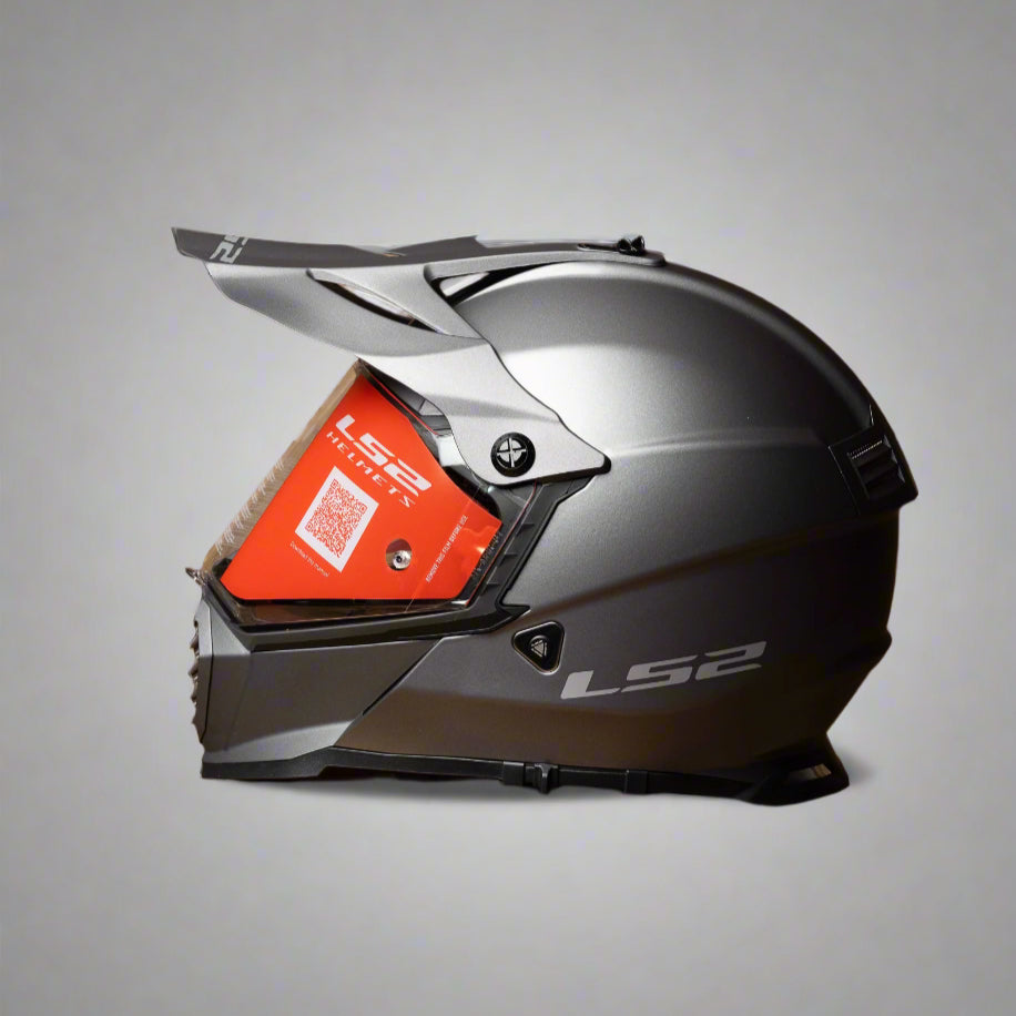 Blaze Helmet – Bear Rock